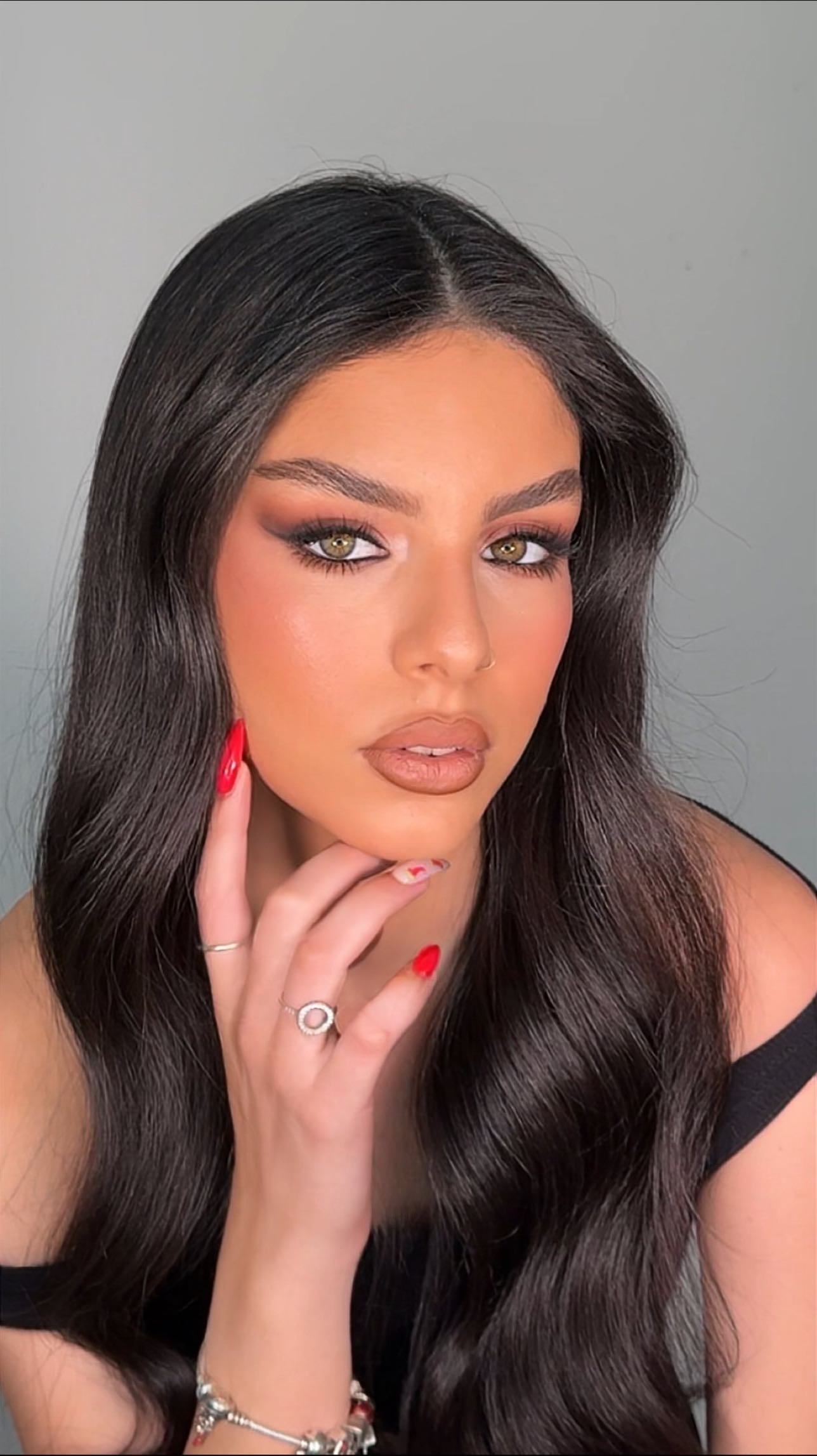 טליה בן יוחאי – איפור | ריסים