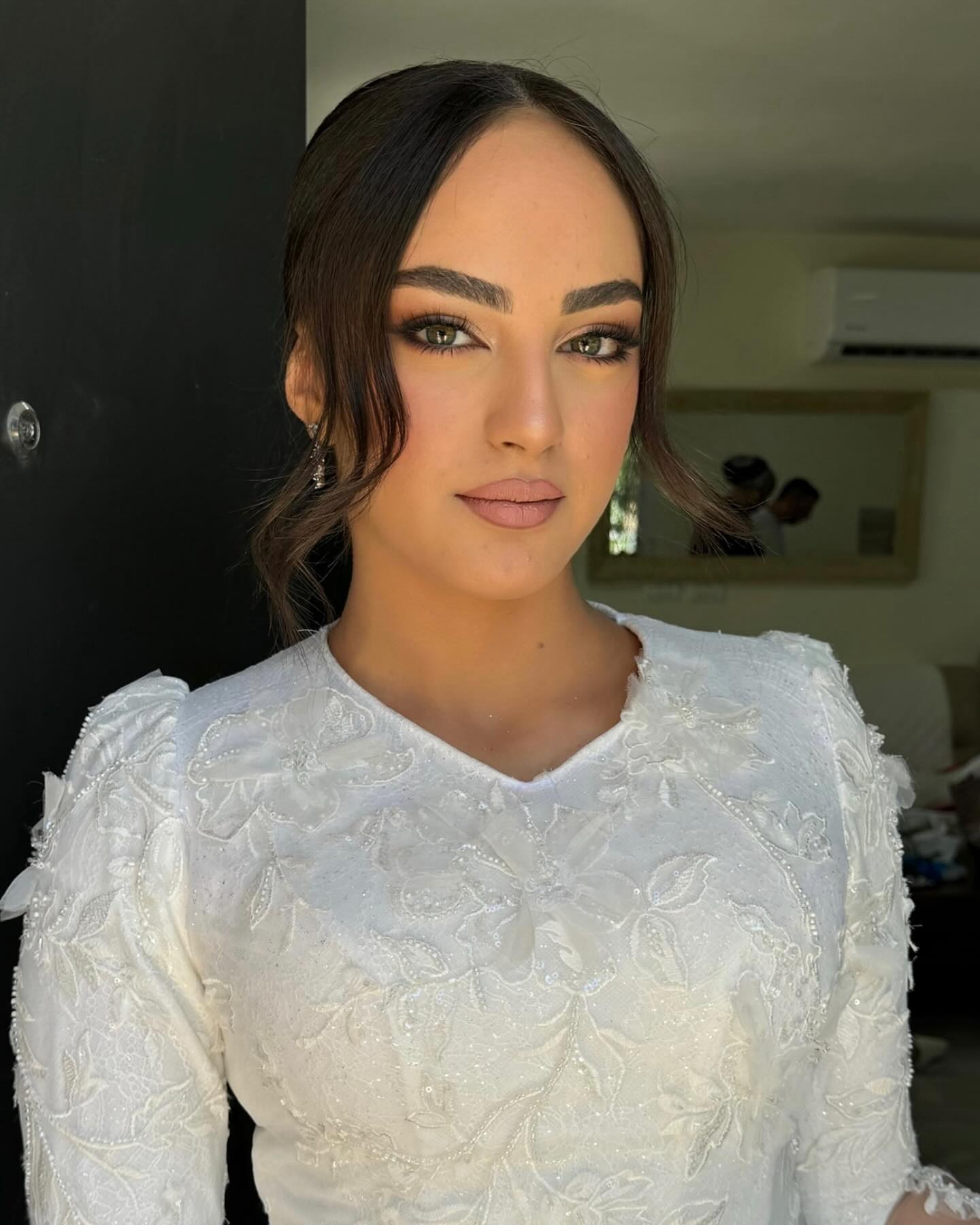 טליה בן יוחאי – איפור | ריסים